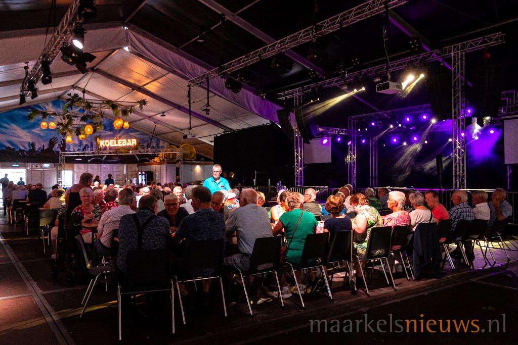 De kop is er af: Ouderwets gezellig - Maarkelsnieuws.nl Maarkelsnieuws.nl