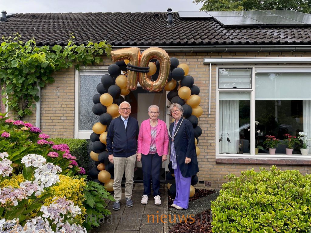 70-jarig bruidspaar Evert en Jo Overmeen - Maarkelsnieuws.nl ...